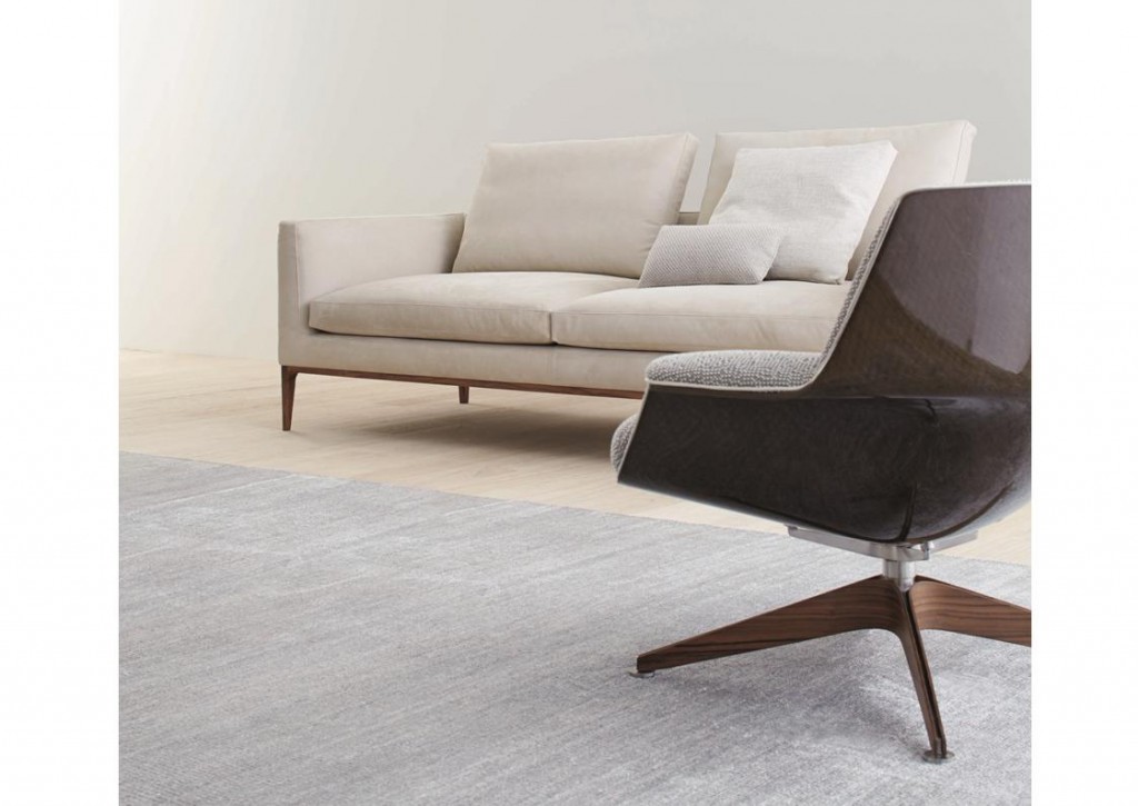 Coach Lounge Chair - Low - DESIGNLUSH