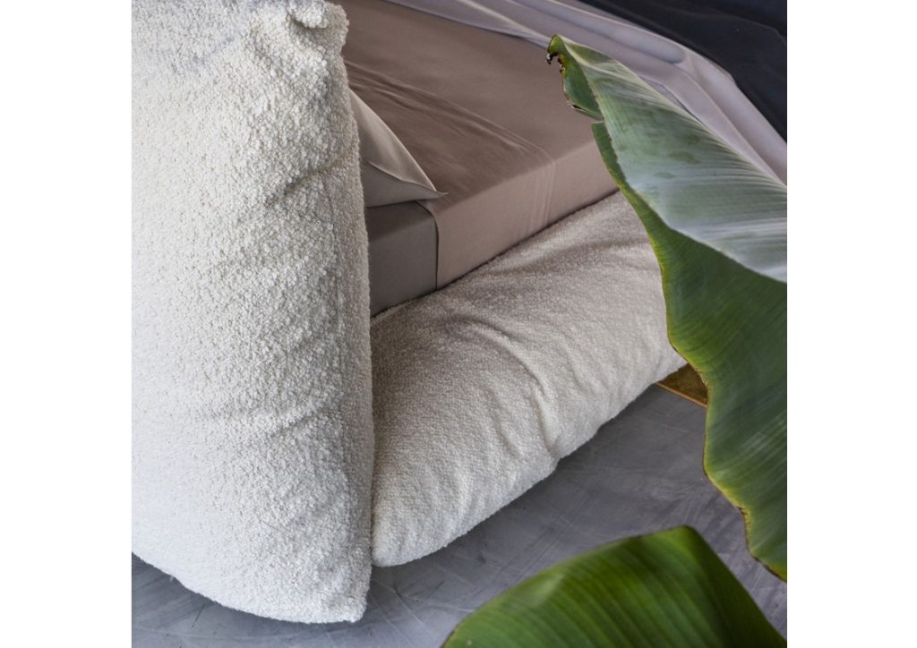 ALBA PLATFORM BED - DESIGNLUSH